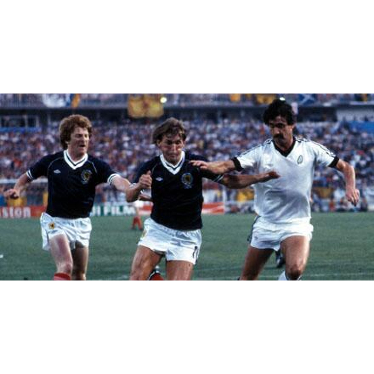 Scotland 1982 Retro Shirt | Retrofootball®